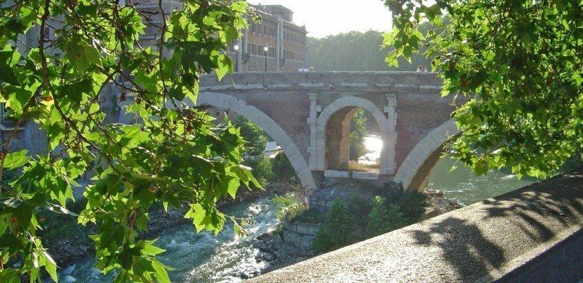 Rome and its Most Beautiful Bridges