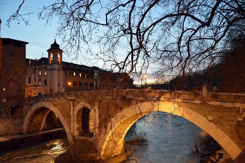 Rome and its Most Beautiful Bridges